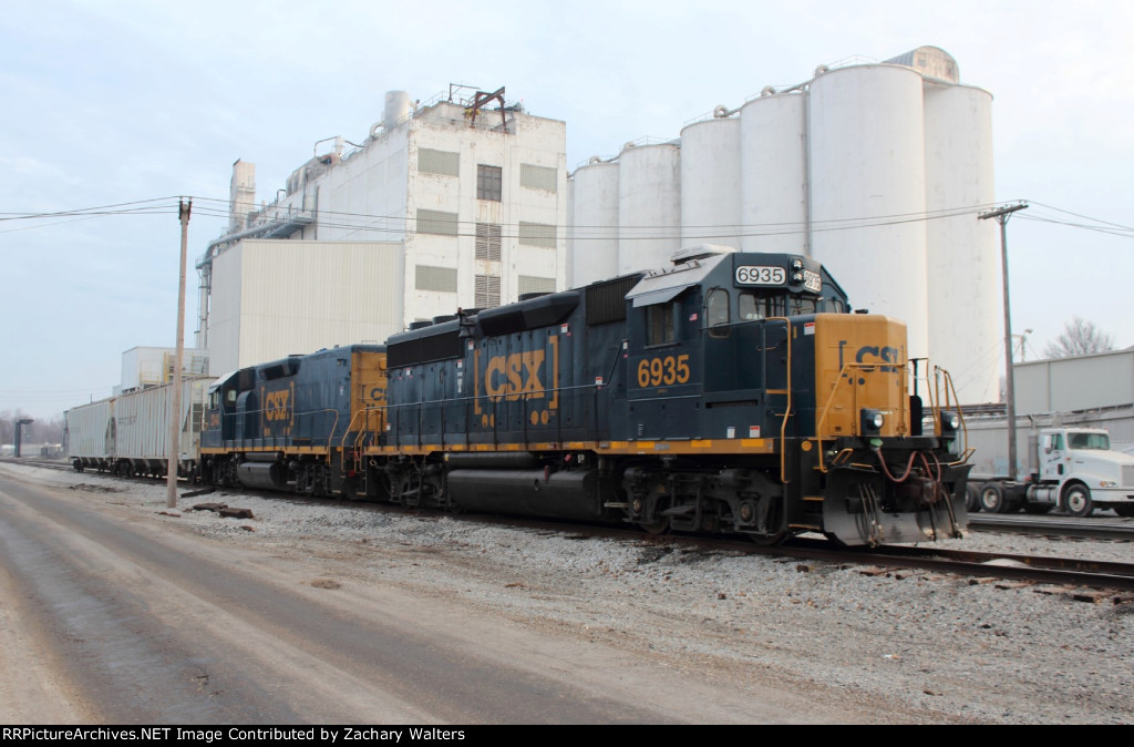 CSX 6935 2340
